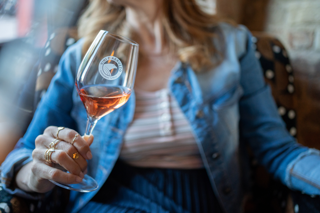 Wine Experience a Roma: i vini d’Abruzzo si raccontano tra eleganza e ...